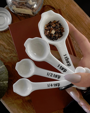 KILLSTAR Cranium Measuring Spoon Set ★ Gothic gift idea | Horror-Shop.com