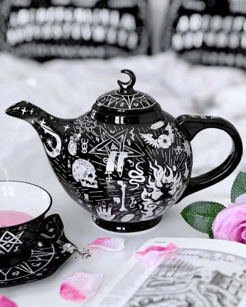 KILLSTAR Kitsu Teapot | Gothic tableware | Horror-Shop.com