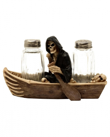 Salt & Pepper Shaker for Halloween & Gothics | Horror-Shop.com