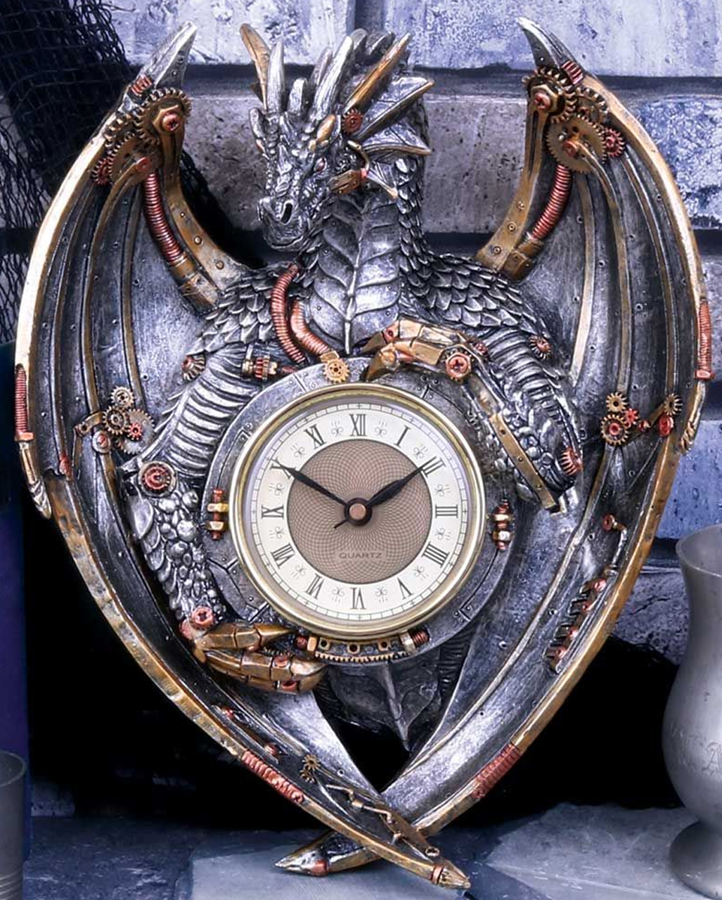 Dracus Horologium Steampunk Wall Clock 27.5cm ★ | Horror-Shop.com