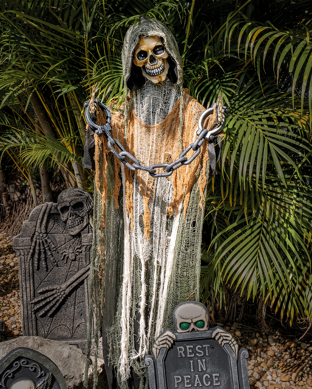 Grim Reaper Stand Figure With Movement, Light & Sound 170cm Buy ...