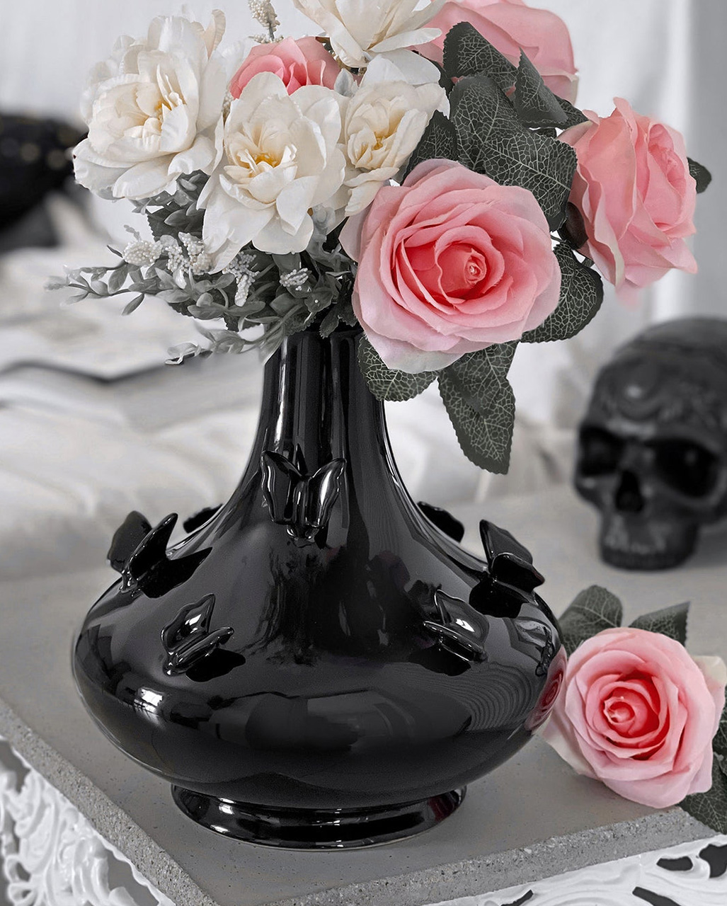 KILLSTAR Darkspell Vase | Gothic home decor | Horror-Shop.com