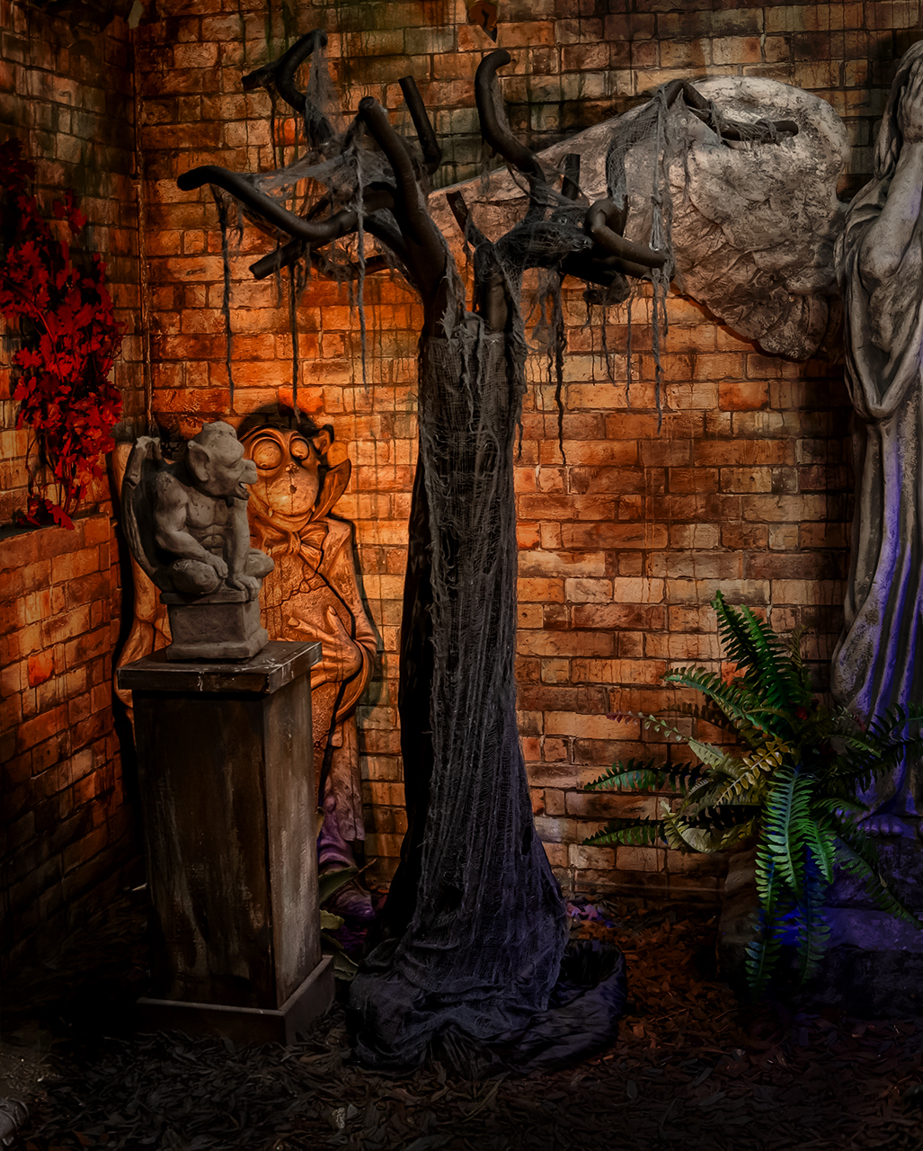 Black Halloween Ghost Tree 260cm ★ | Horror-Shop.com