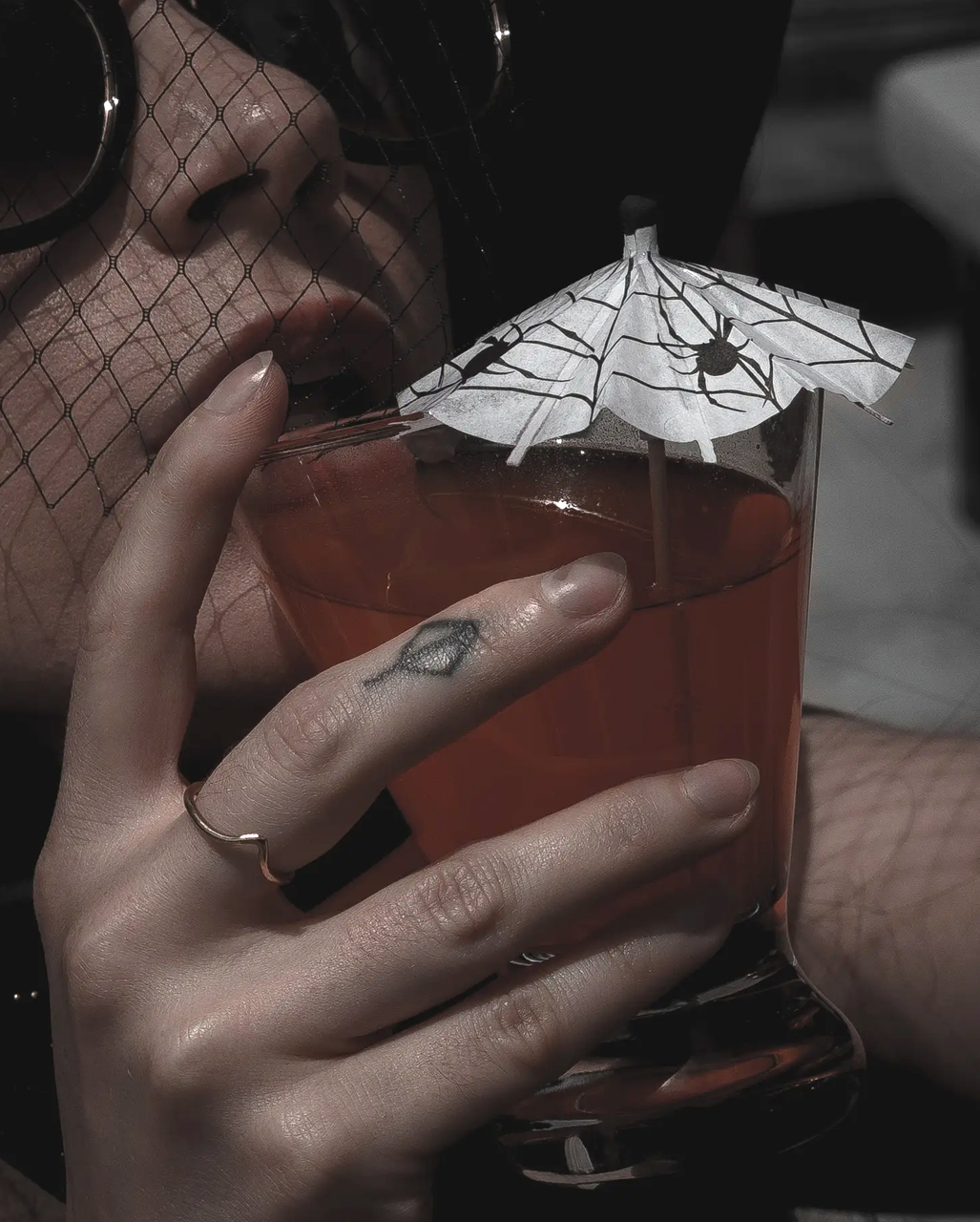 Spiderweb Cocktailschirmchen 15 St. | HIER ordern! | Horror-Shop.com