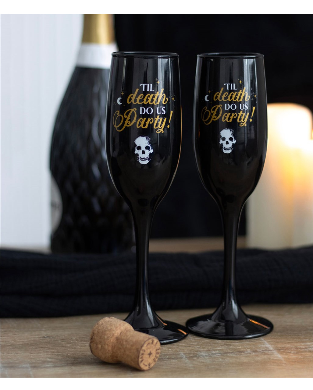 "Til Death Do Us Party" Champagne Glass Set ★ Buy HERE | Horror-Shop.com
