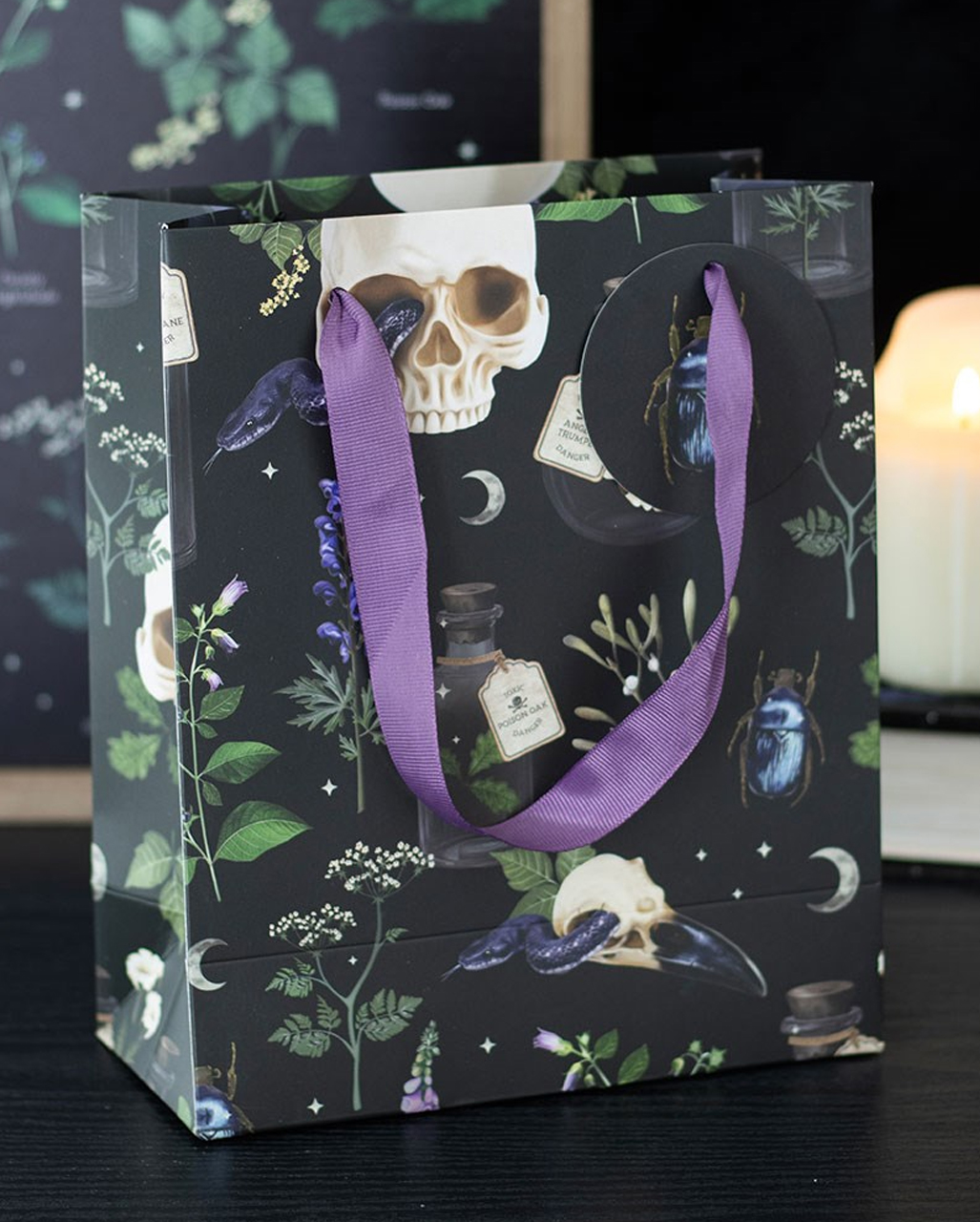 Venom & Vines Gothic Gift Bag 23cm buy | Horror-Shop.com