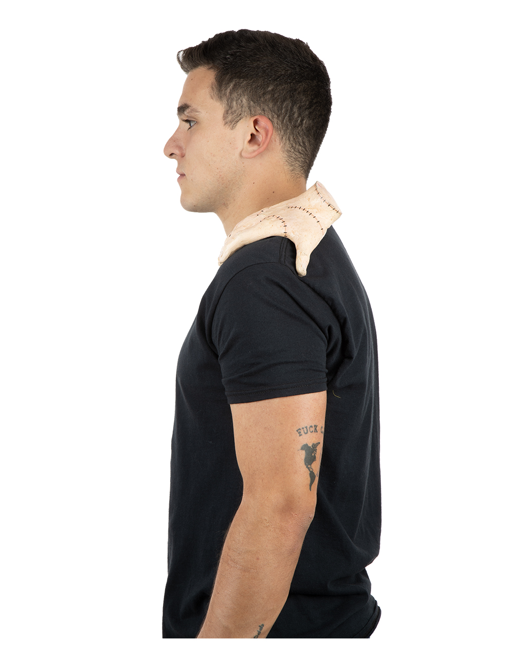 Ice-cold Hand As Shoulder Buddy | Horror-Shop.com