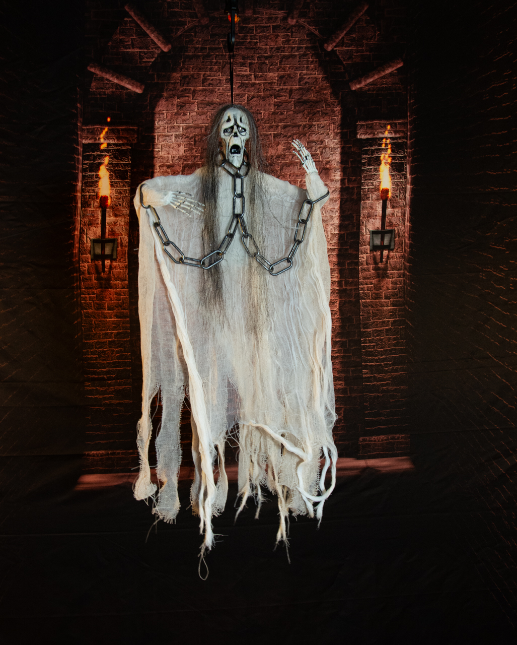 Bound Ghost Demon With Light, Sound & Movement 62cm | Horror-Shop.com