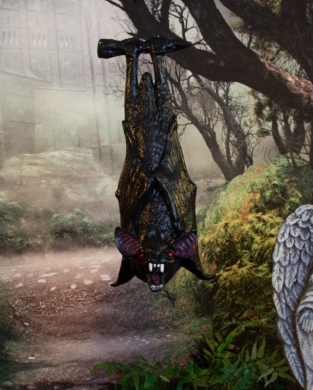 Hanging Vampire Bat 47cm order | Horror-Shop.com