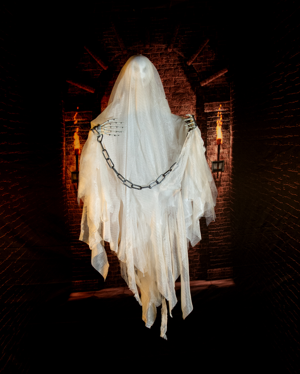 Chained Castle Ghost With Movement, Light & Sound 85cm ★ | Horror-Shop.com