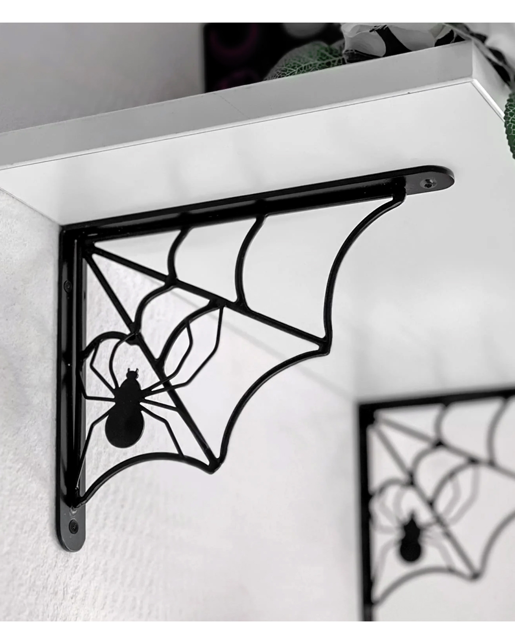 KILLSTAR Cobweb Shelf Bracket Set Of 2 ★ Gothic Homeware | Horror-Shop.com