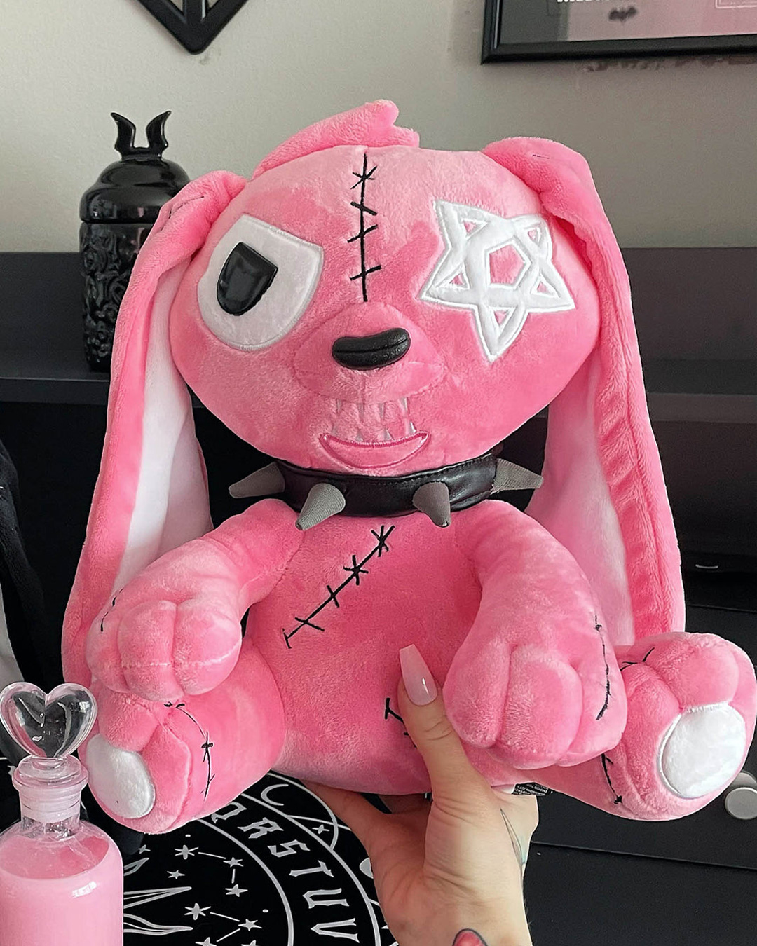 KILLSTAR Cookie Chaos Plush Toy | Living & Deco | Horror-Shop.com