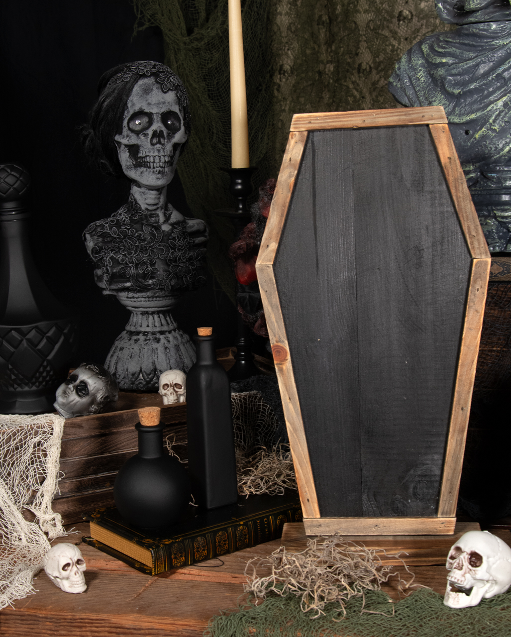Coffin Chalkboard As Table Decoration 43cm | Halloween decoration ...