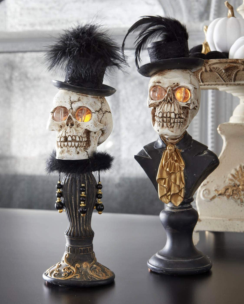 Skeleton Lady Bust With LED Eyes 42cm ★ Gothic decoration | Horror-Shop.com