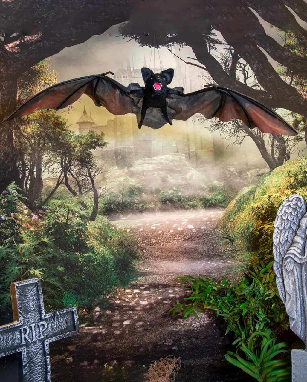 Vampire Bat Animatronic for Halloween | Horror-Shop.com
