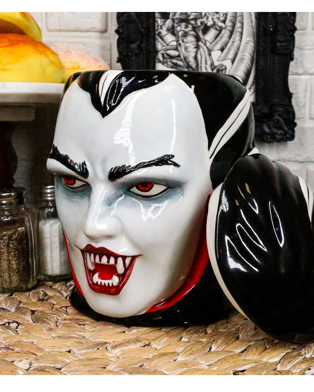 Vampire Ceramic Cookie Jar | Halloween Homeware | Horror-Shop.com