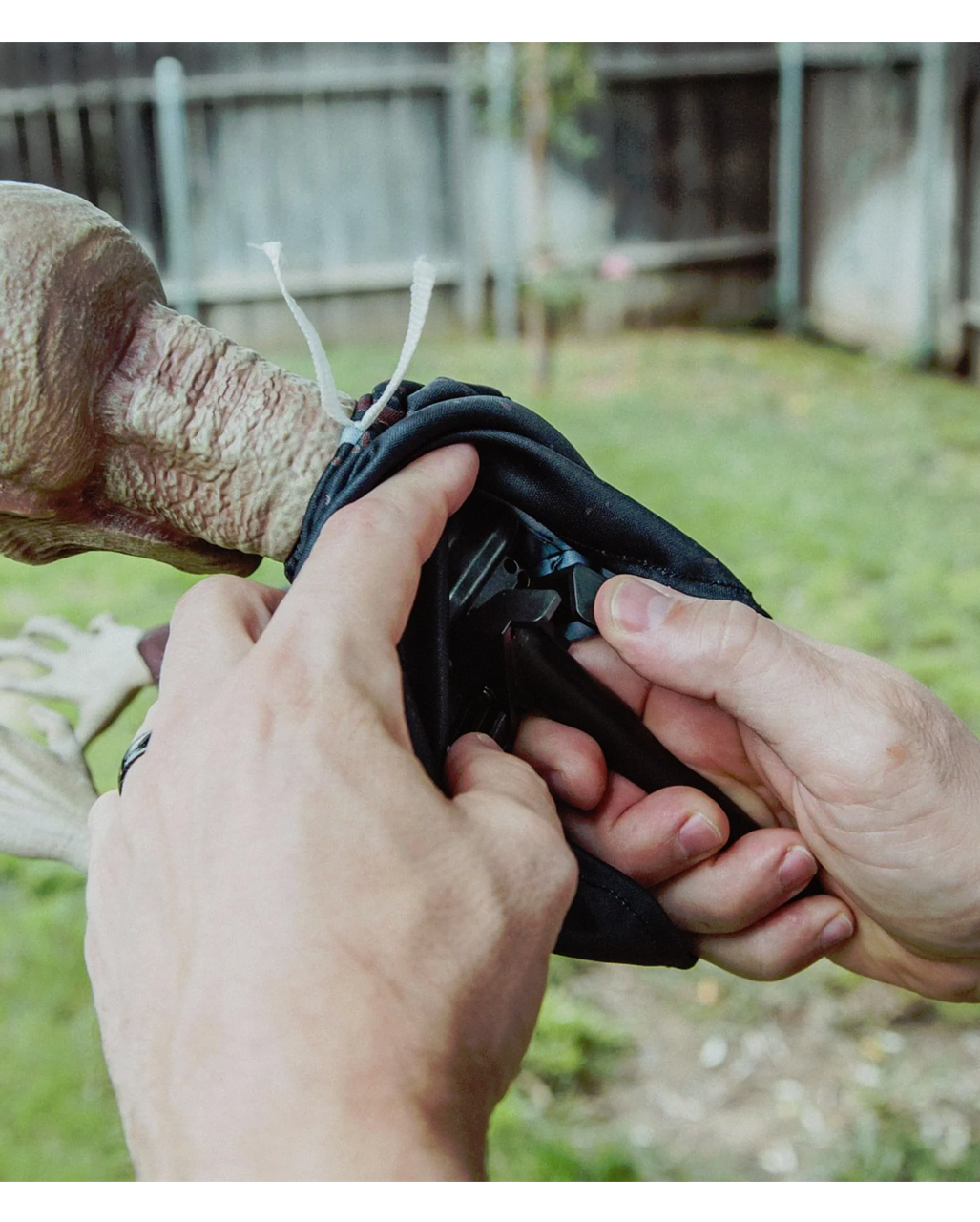 Grasping Horror Reachers Zombie Hand Puppet 33cm ★ Buy HERE | Horror ...